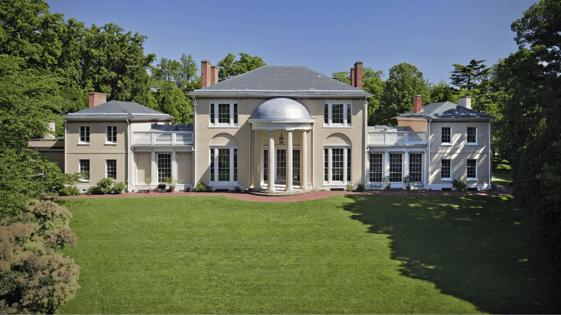 Federal Style House: History, Features and Examples - Design 42 Day